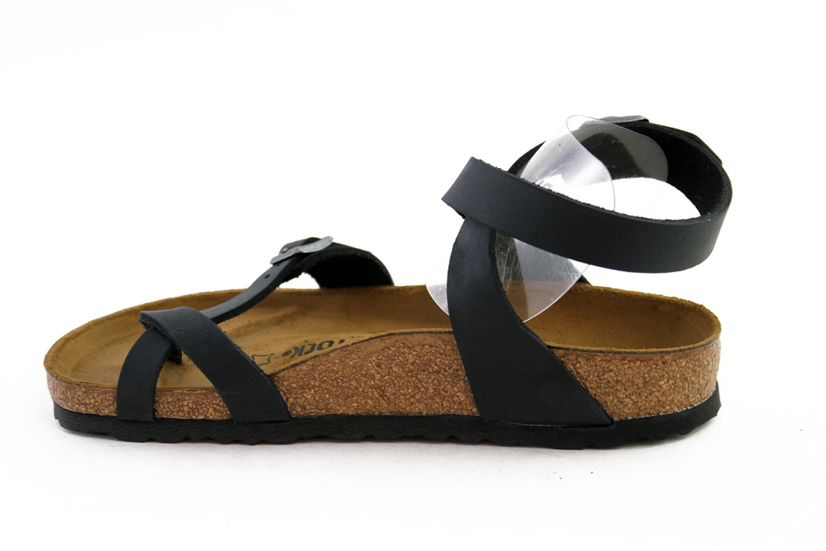 Running Shoes Vancouver - Yara Leather - Shop - The Right Shoe